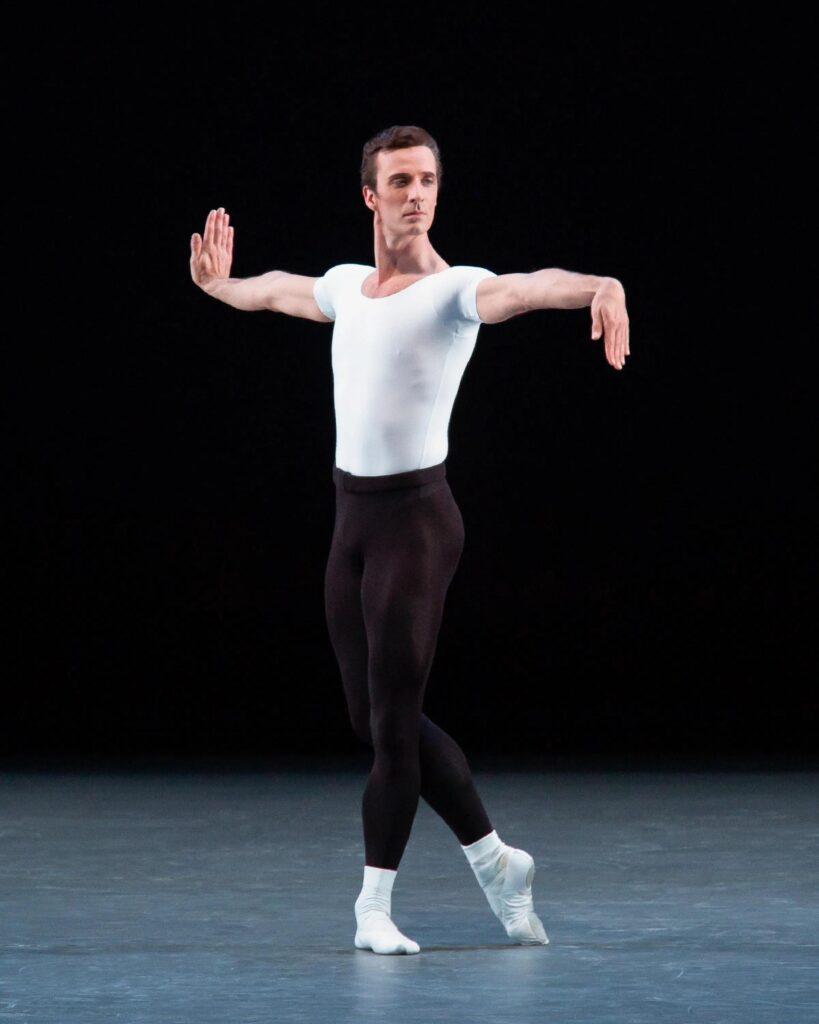 Alexander Meinertz - Balletanmeldelser, essays, nyheder og interviews